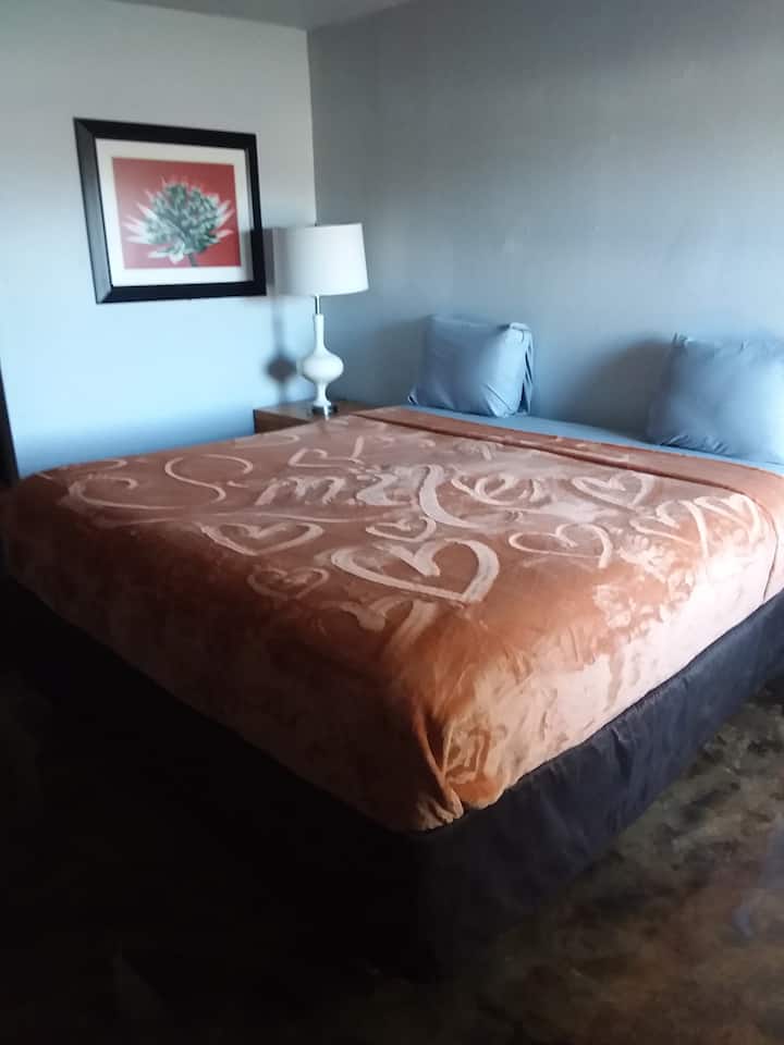 (221) King Bed Hotel Room - Jackson, MS