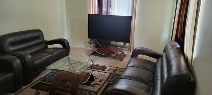 Sterling Heights Home Near Warren & Royal Oak - Troy, MI