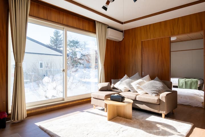 Family/8 Guests/3 Bedrooms /18 Minutes To Station - Furano