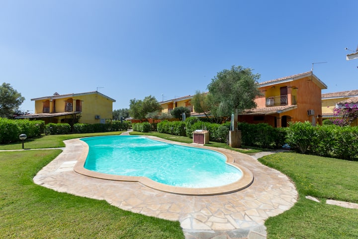 Porto Pino Tropical, Garden And Pool - Sardegna