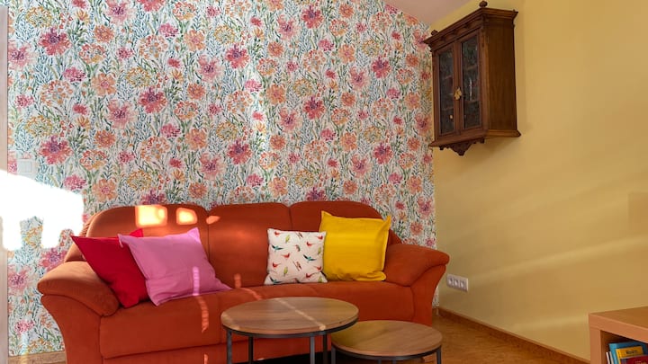 Das Blaue Haus
- Vom Heustall Zur Ferienwohnung - - Pirmasens