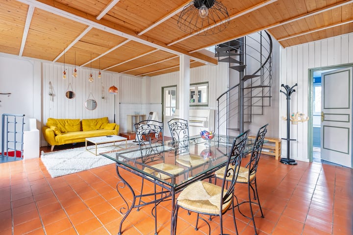 Maison Rustique à 11min De Paris, Cadre Chaleureux - Bondy