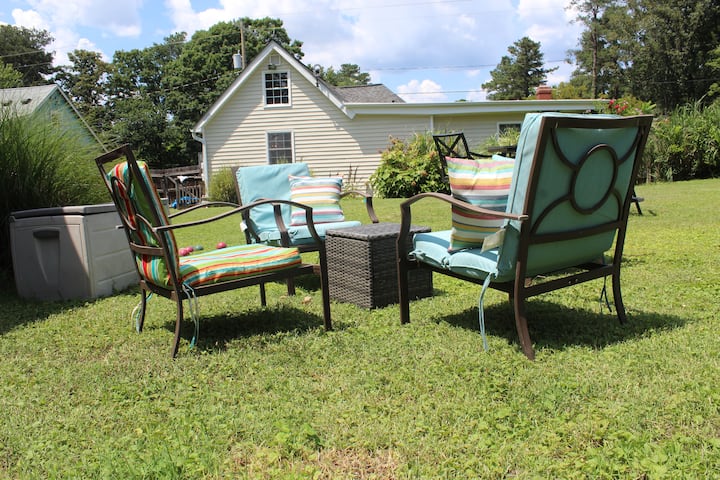 Rva Cottage Large Yard And Spacious Home - Richmond, VA