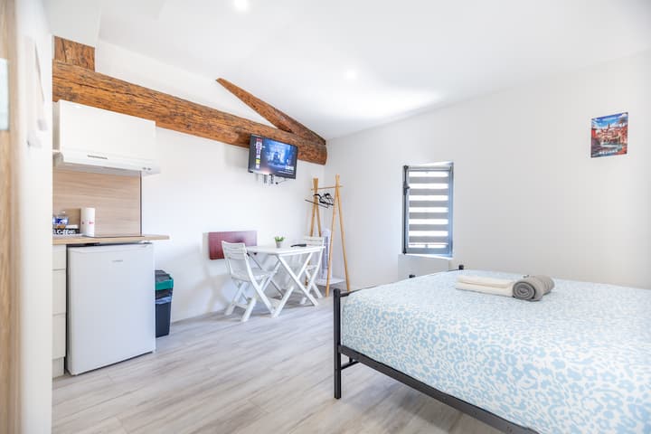 Charmant Studio Cosy En Centre-ville 3ème éTage - Béziers