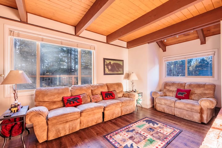 New! Bearadise ~ Alpine Ridge Retreat Cabin - Big Bear Lake, CA