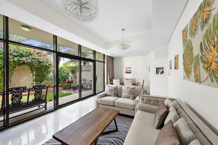 Amazing 3br Villa W/ Access To Pool & Gym - United Arab Emirates