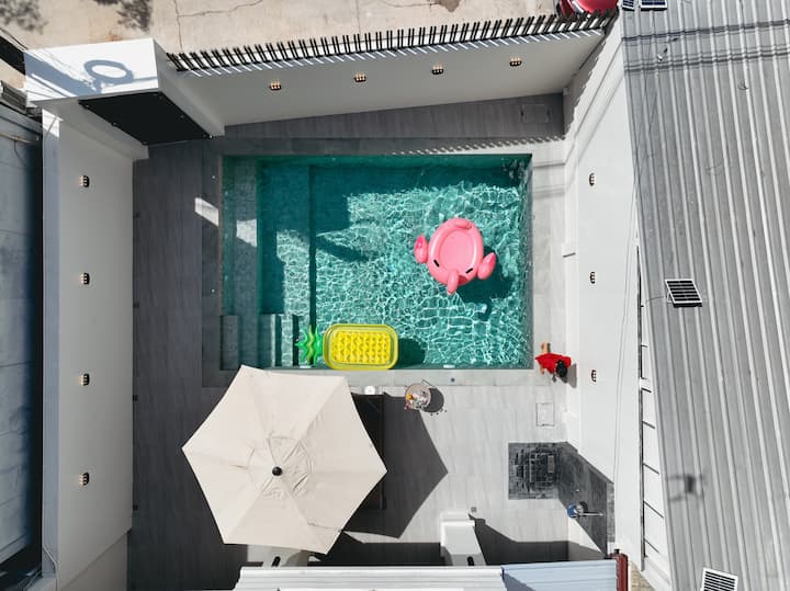 Large Pool Villa 6-bedroom Patong Beach Bangla - Patong Beach