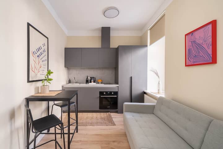 Quiet Studio | 300 Mbps Wifi | Dream Location! - Riga, Latvia