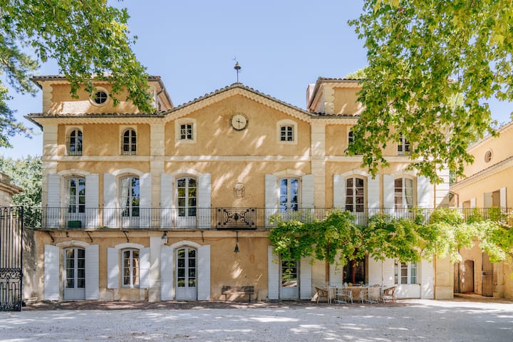 Chateau Du Jonquier: Provence Perfection - Mont Ventoux