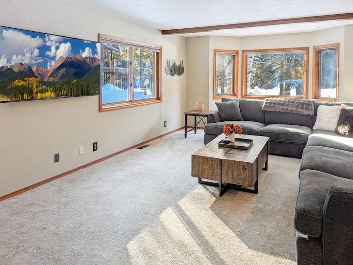 New On Market: River-front, Hidden Mccall Getaway! - McCall, ID