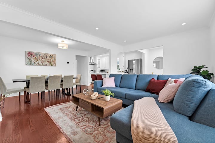 15 Km To Downtown Toronto | Hwy 401 Dvp 404 - Toronto