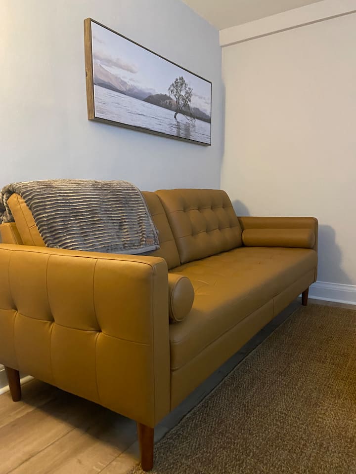 Quiet & Cozy ~ 1 Bedroom Unit - St. Catharines