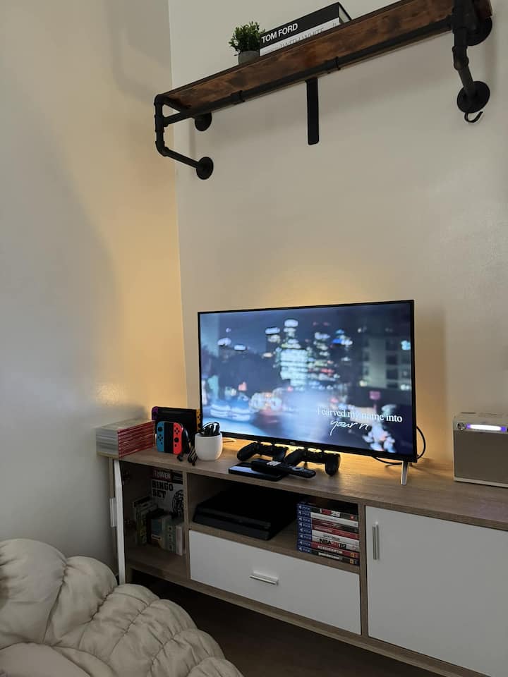 1br W/ Pool, Wifi & Ps4 • Walk To Sm Fairview - Meycauayan
