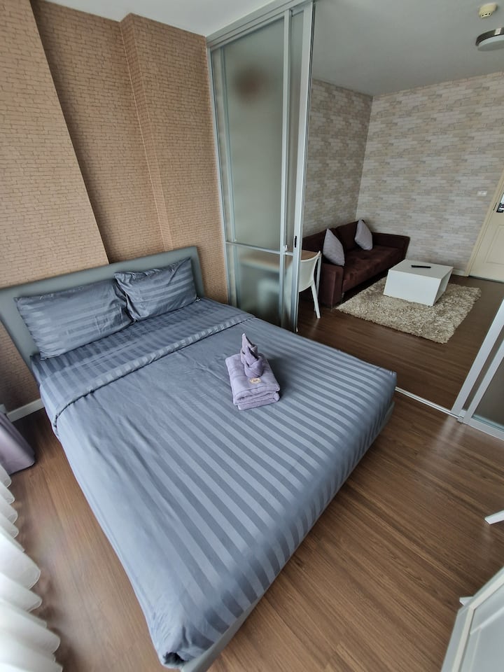 7th Quiet And Well Located Condo - Hua Hin