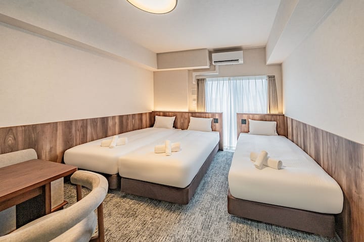 Kuromon/3s/usj/kix/nambashinsaibashikuromon - Osaka Prefecture, Japan