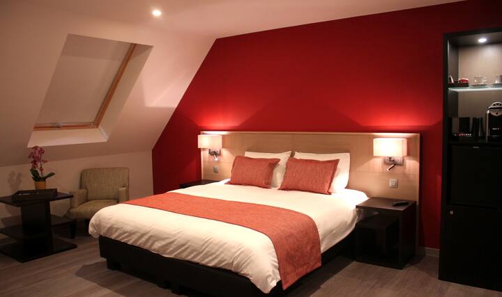 Chambre Suite Dans Un Hôtel - Nivelles