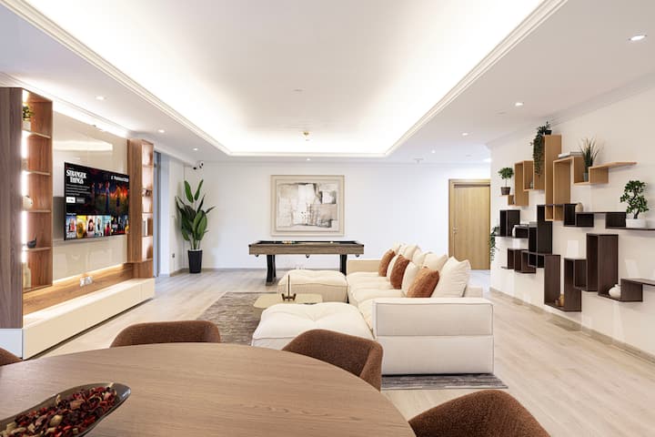 Private Room For 2 - Luxury Shared Villa - Dubai