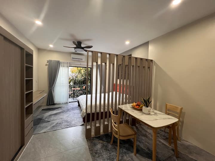 Cozy Downtown Apartment With Stunning City Views - Cambodia