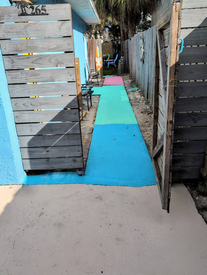Steps To Beach & Downtown Fun - Cocoa Beach, FL