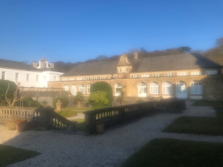 The Courtyard In Tehidy Park - Redruth