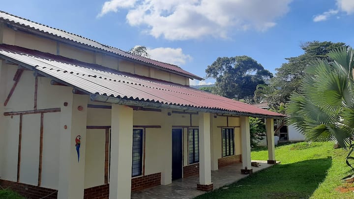 Casa Bambuza - La Cumbre