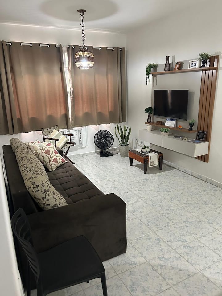 Apartamento Em Santos Excelente Localização. - Guarujá