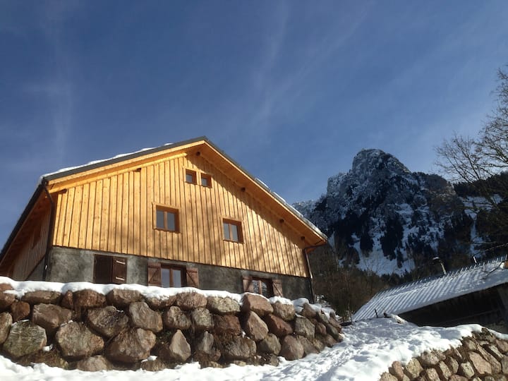Appartement Avec Vue Sur La Dent D'oche - Thollon-les-Mémises