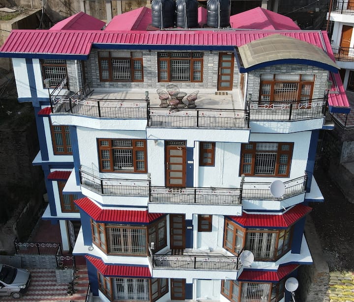 5 Br Penthouse Retreat | Kitchen | Terrace - Kufri