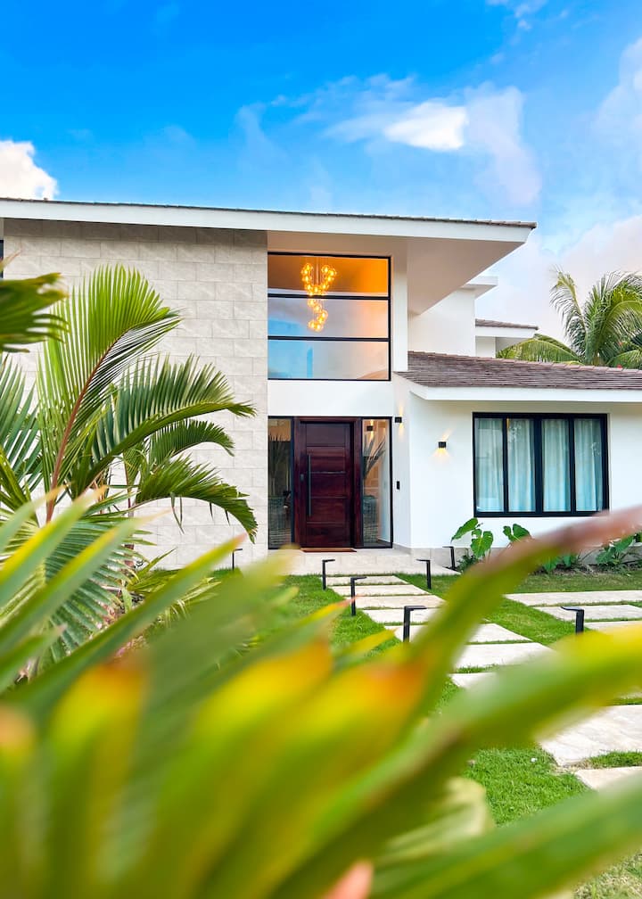 Modern Luxury 4bd Villa In Cocotal, Punta Cana - Punta Cana
