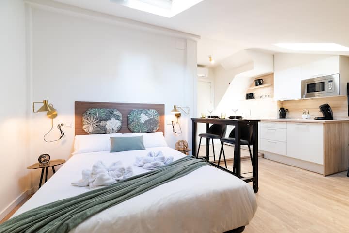 Estudio En Pleno Centro Granada - Granada, España