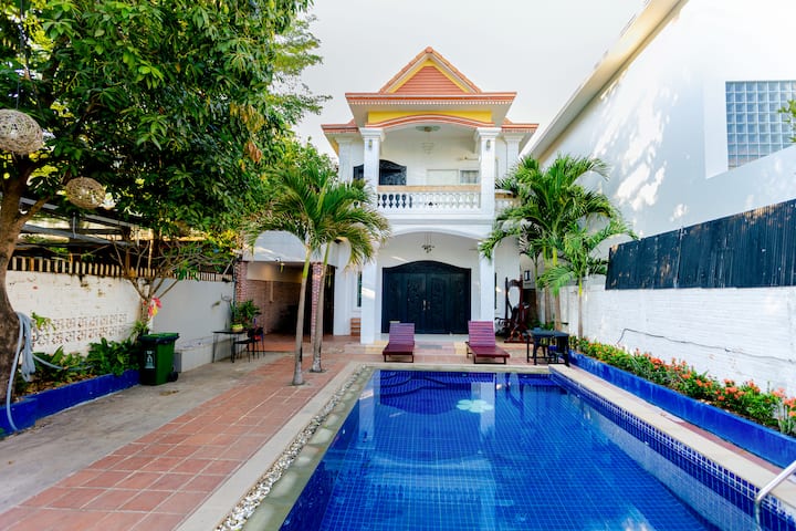 Bakheng Private Pool Villa - Cambodia