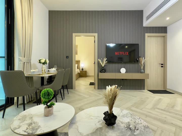 Brand New-fully Furnished Elegant 1br In Jvc - Dubai
