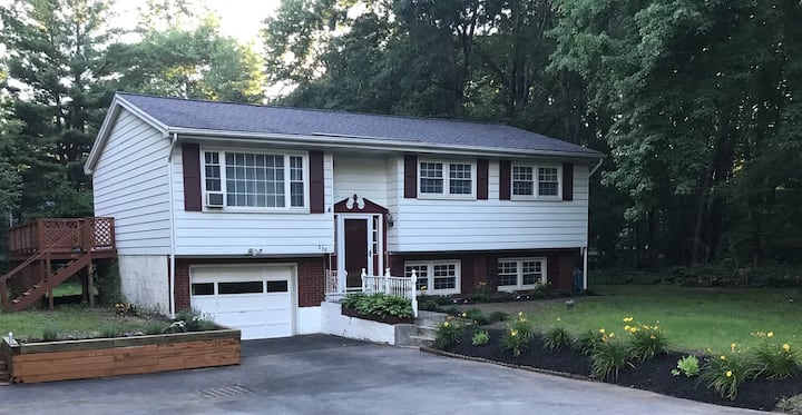 Off The Beaten Path- Family Rest & Play - Clifton Park, NY