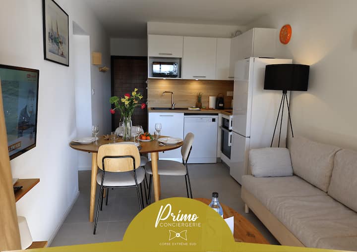 Le Loria - T3 Vue Mer Avec Piscine - Plage de Figari