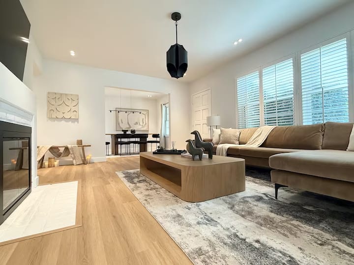 Chic 3br Retreat Near Studios & Attractions - Burbank, CA