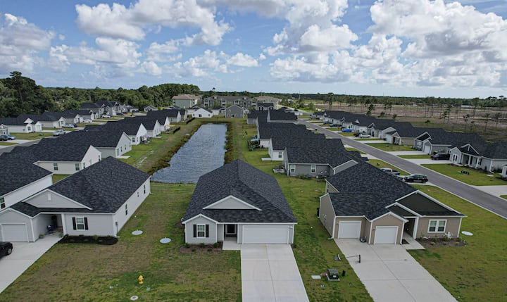 Seabreeze:  New Southport Retreat, Zen Water Views - Southport, NC