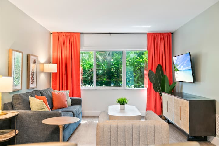 {Coral Cove} ~Beach ~Pool ~ Free Parking ~Sleeps 6 - Boca Raton, FL