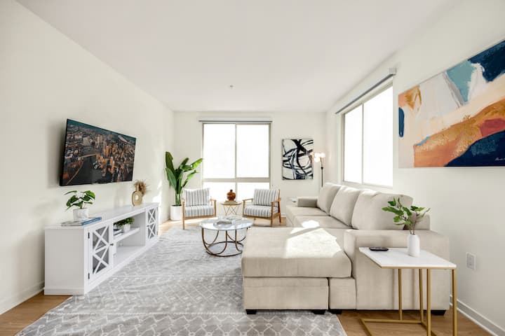 Marie | Modern Luxury Oasis Home In Irvine - Costa Mesa, CA