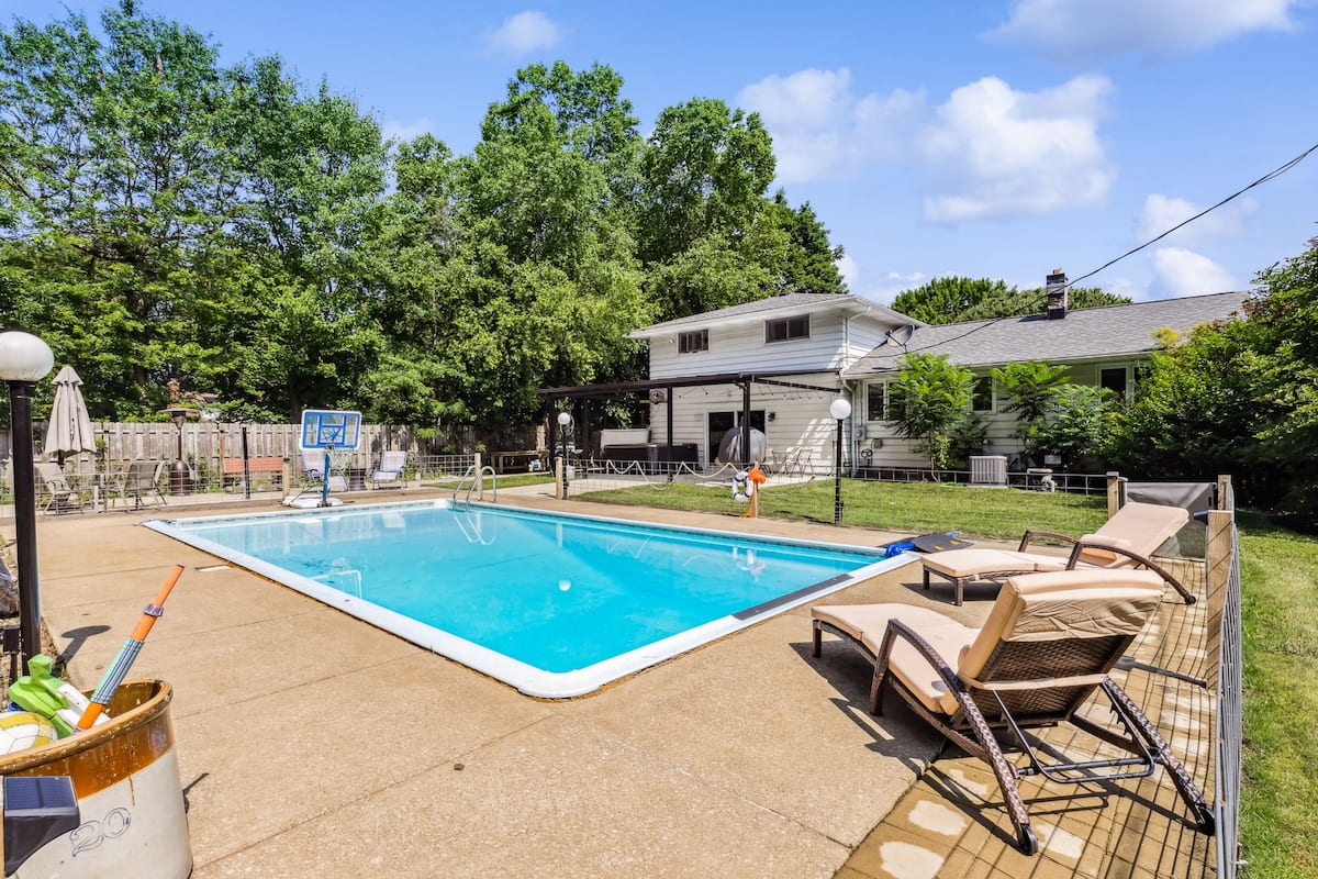 Ohio Vacation Rentals with a Pool - United States | Airbnb