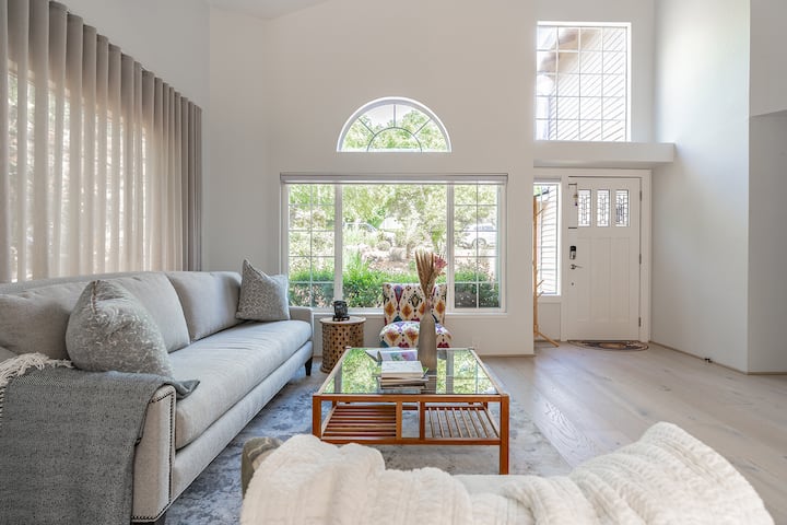 30% Off Central Kirkland Near Google N Bellevue - Kirkland, WA