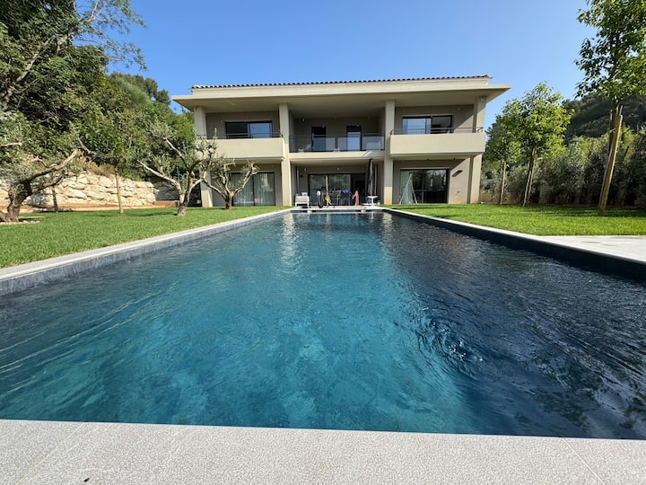 Duplex Neuf 250 M² Piscine Spa à 2 Pas Du Centre - Aix-en-Provence