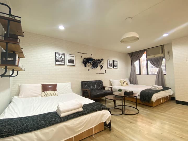 Family Friendly Wooden Stay Sleeps 4 | Near Mrt - Taipei City