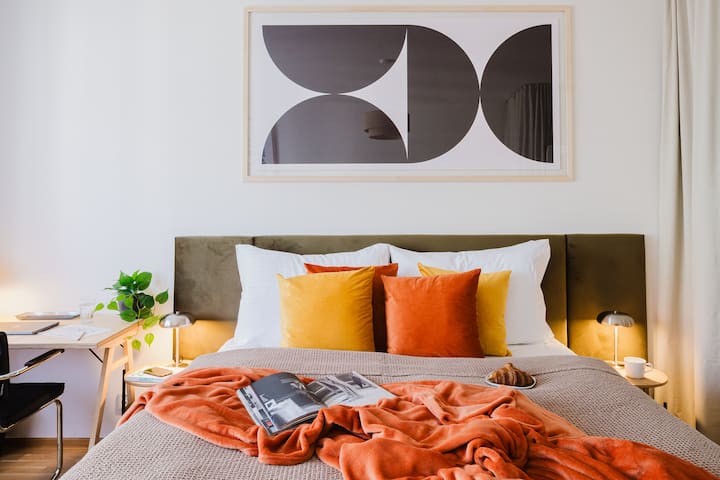 2bdr Apt. W/ Workspace • Ac • 100mb Wifi • Netflix - Prague