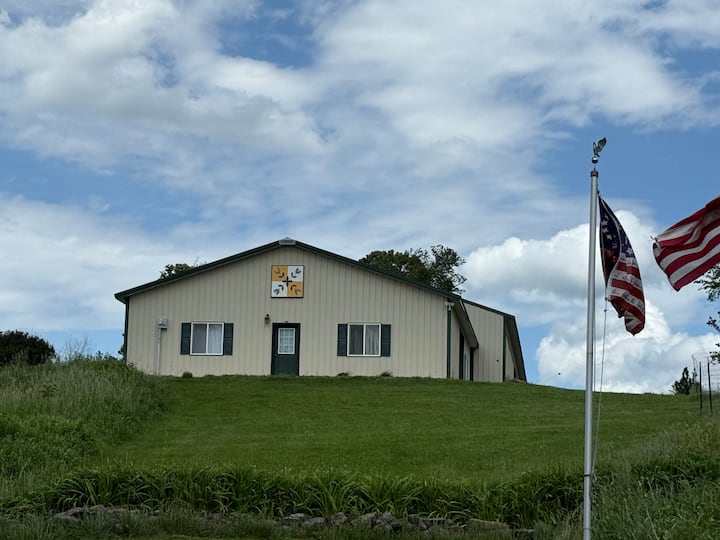 Bear Foot Lodge - Waymart, PA