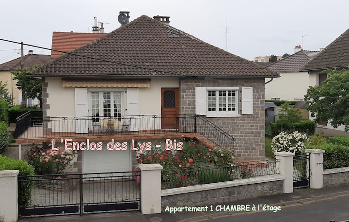 L'enclos Des Lys- Bis - Cantal