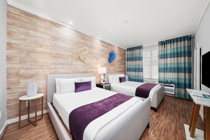 Room In Miami Beach, Two Beds. - Miami Beach