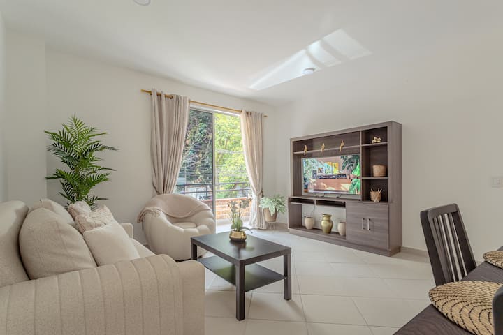 Nogal 202 - 2brm - 2baths - Studio - Hot Water - Medellín