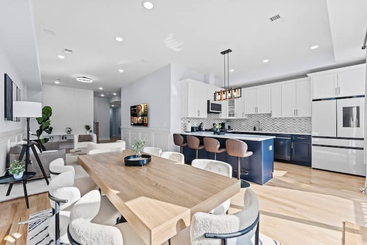 Modern 6br Oasis | 20 Mins To Nyc | Sleeps 18 - New York