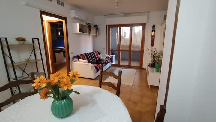 Luminoso Appartamento Al Centro - Cagliari