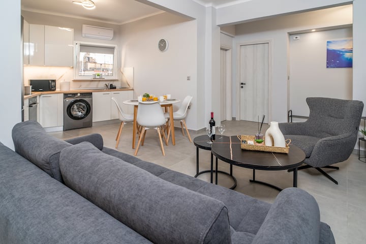 Avra Sea Walls - Thessaloniki